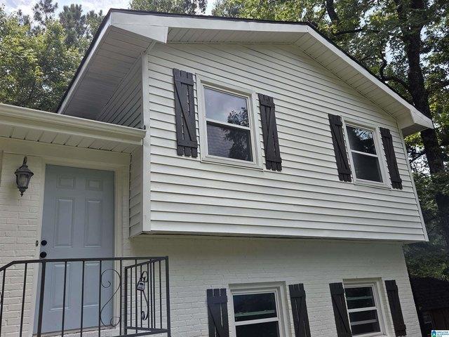 2236 Lisa Ann Dr SE, Leeds, AL 35094