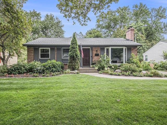 2236 Sylvan Ave SE, Grand Rapids, MI 49506