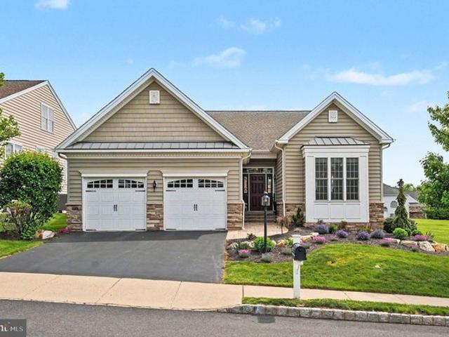 2237 Cooper Dr, Schwenksville, PA 19473