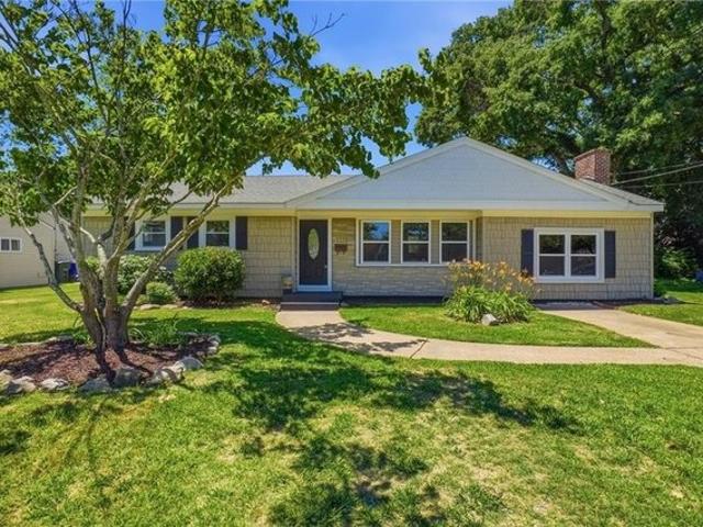 2237 Corbett Ave, Norfolk, VA 23518