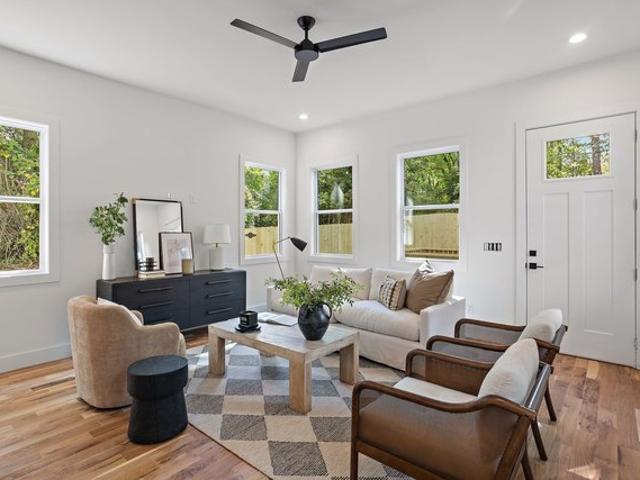 2237 Cruzen St, Nashville, TN 37211
