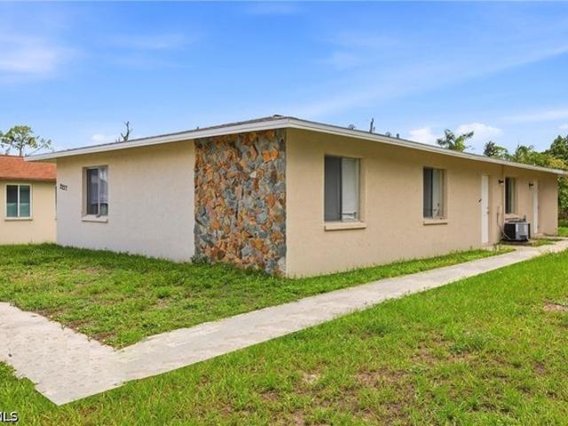 2237 Iris Way, Fort Myers, FL 33905