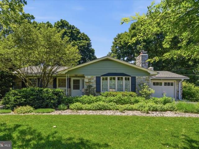 2237 Sams Creek Rd, Westminster, MD 21157