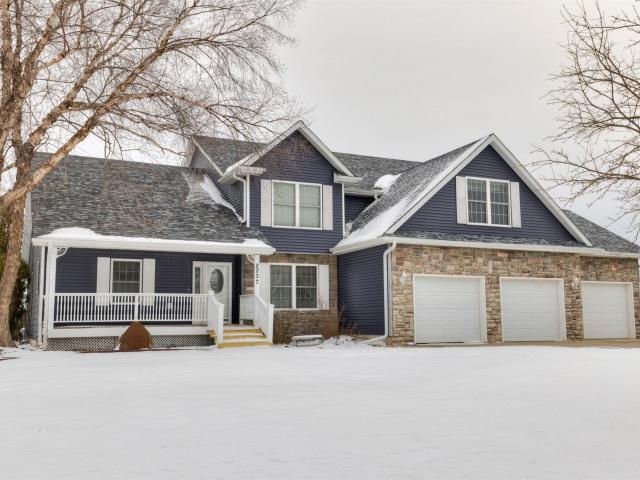 2237 SE 68th St, Pleasant Hill, IA