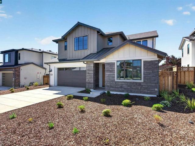 2237 Vandeleur Drive