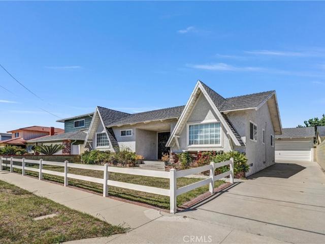 2237 W 230th Pl, Torrance, CA 90501 | MLS #WS26056 | Compass