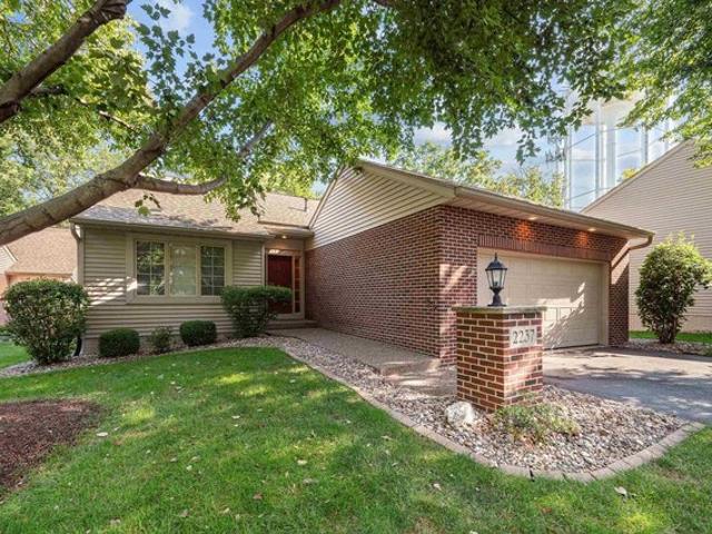 2237 31st Ave Unit 2, Rock Island, IL 61201