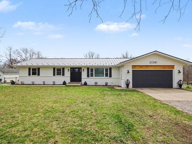 22381 N Angling Rd, Centreville, MI 49032