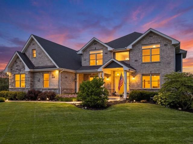 22384 Mallow Dr, Frankfort, IL 60423