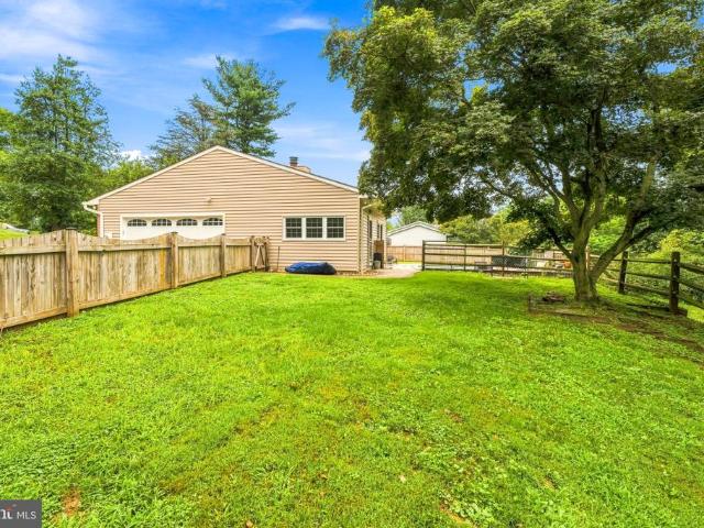 2238 Spring Lake Drive