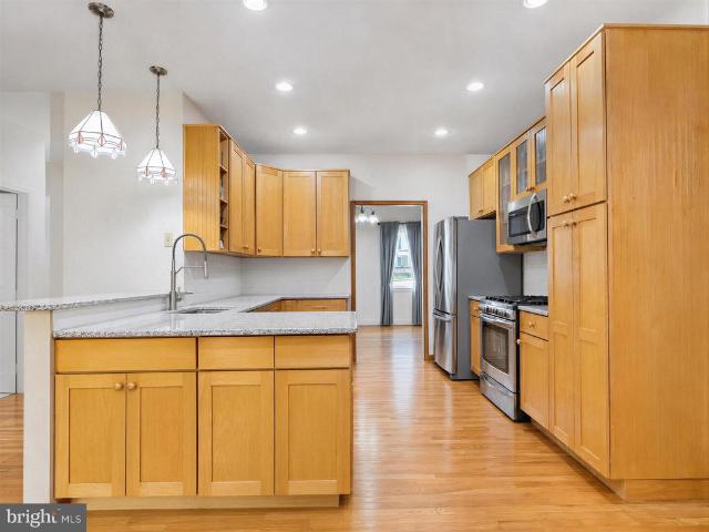 22393 Deerpath Court