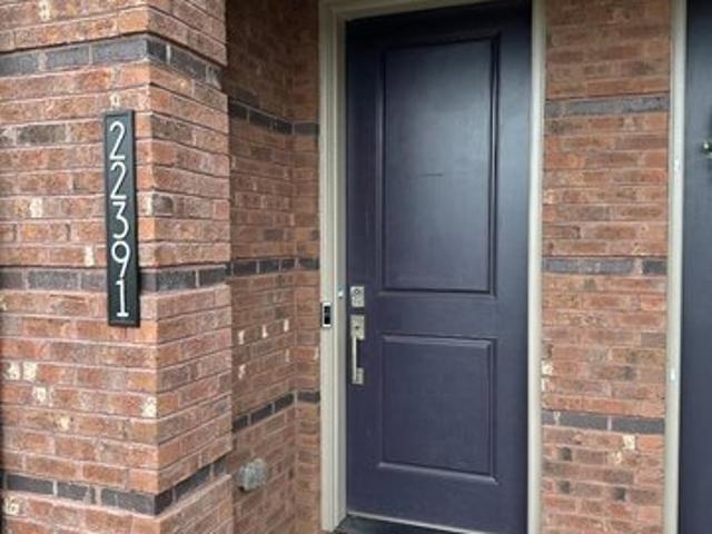 22391 Claude Moore Dr, Ashburn, VA 20148
