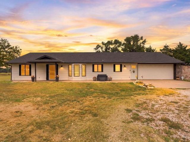 2239 N 311th St W, Garden Plain, KS 67050