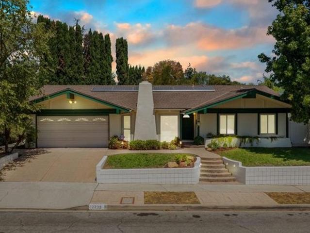 2239 Adrian St, Newbury Park, CA 91320
