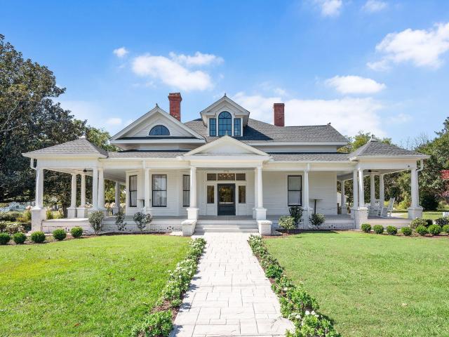 2239 Barber Mill Rd, Clayton, NC 27520 | MLS #10127 | Compass