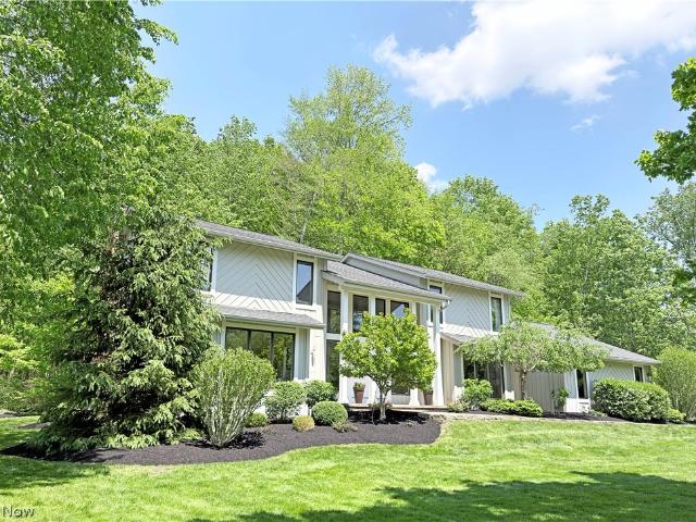 2239 Edgeview Drive