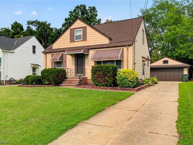 2239 Larchmont Drive