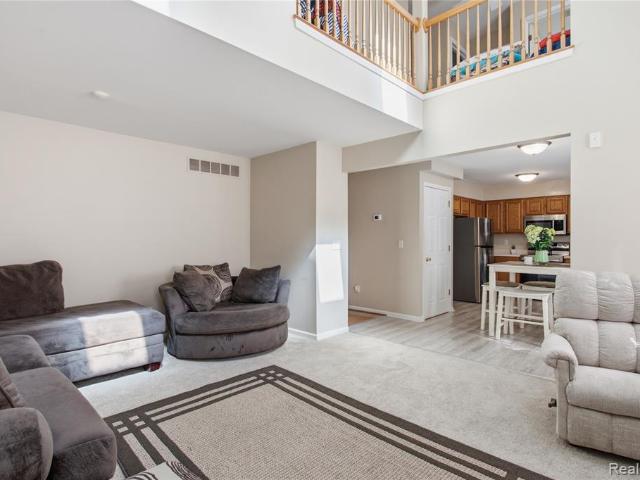 2239 Lone Wolf Lane