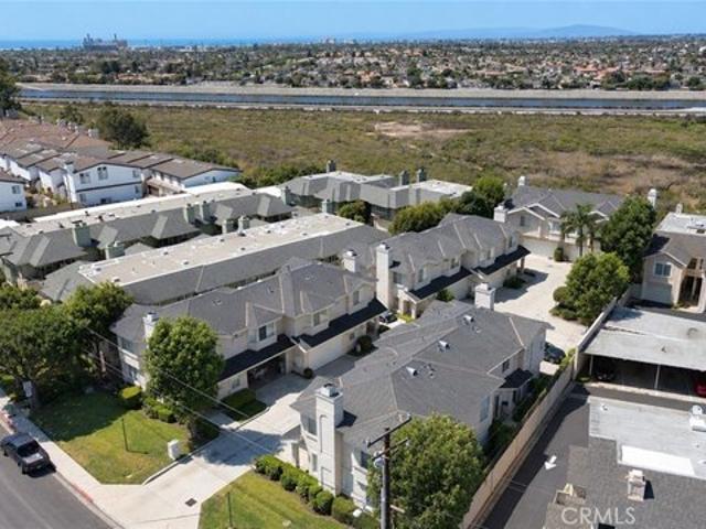 2239 Pacific Ave, Costa Mesa, CA 92627