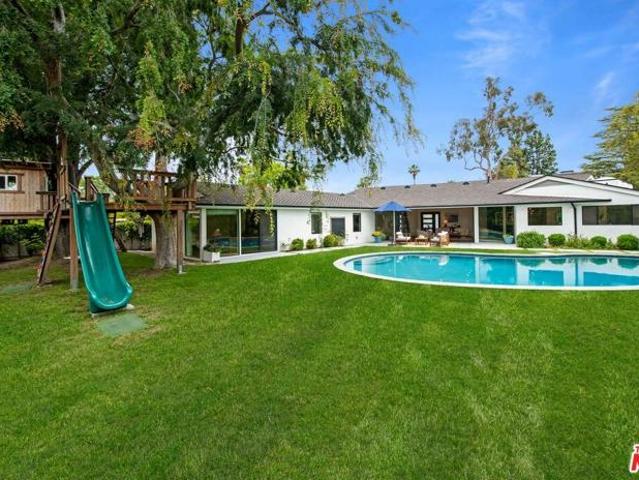 2239 Stradella Rd, Los Angeles, CA 90077