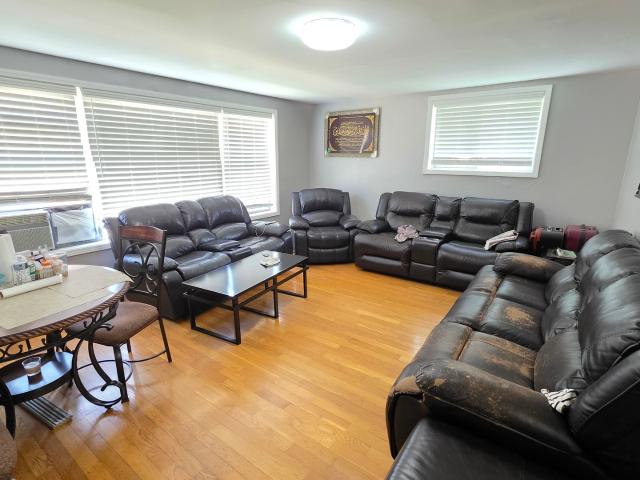 2239 w farwell avenue # 2a