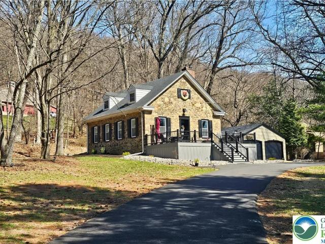 2239 Wassergass Rd, Hellertown, PA 18055 | Compass