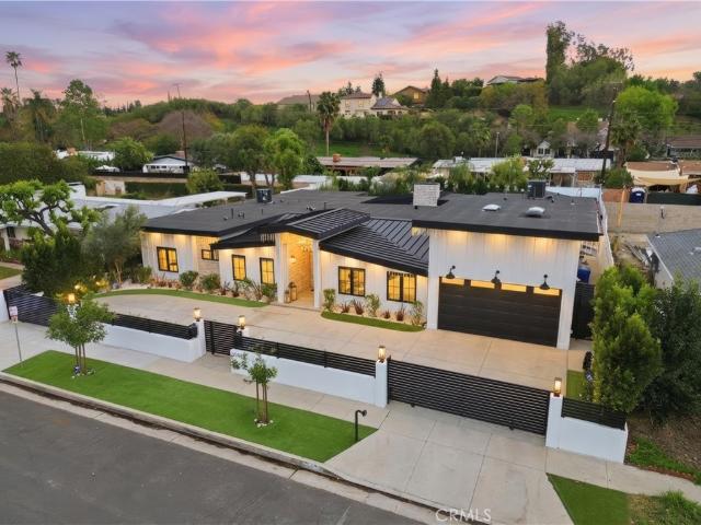 22300 Philiprimm St, Woodland Hills, CA 91367 | MLS #SR26050
