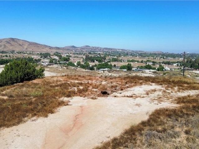 22300O Ferrall Rd, Perris, CA 92570