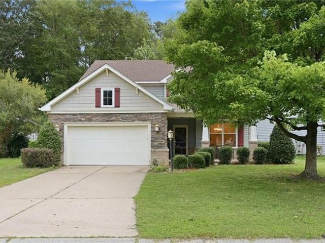 22305 Charthouse Ln, Carrollton, VA 23314