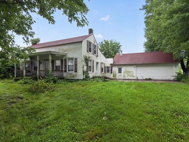 22305 N Blue Ridge Rd, Chillicothe, IL 61523