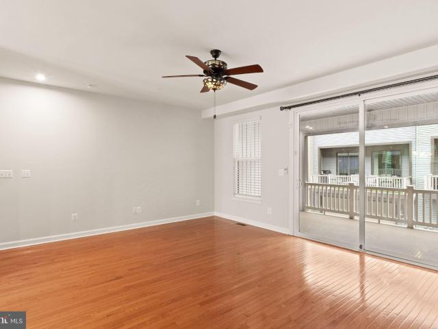 22308 Seabring Ter, Ashburn, VA 20148 | MLS #VALO2119