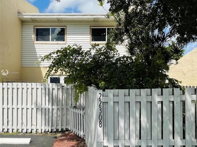 22308 SW 103rd Ave, Cutler Bay, FL 33190