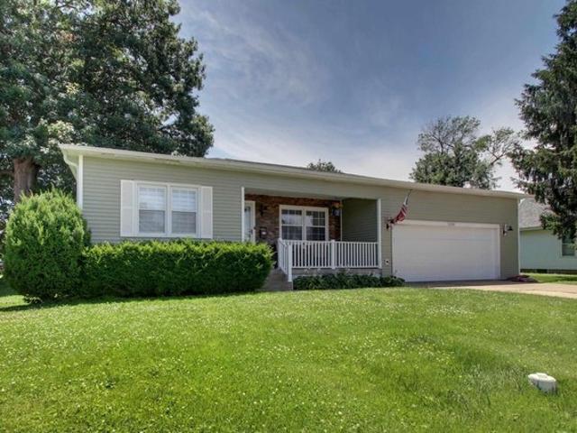 2230 Ohio St, Quincy, IL 62301