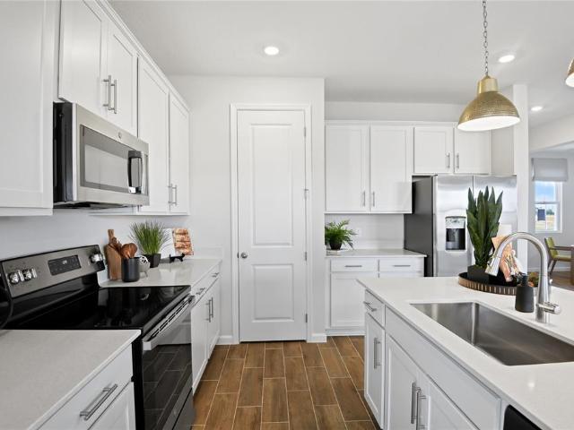 2230 Anders Dr, Parrish, FL 34219 | MLS #S5145