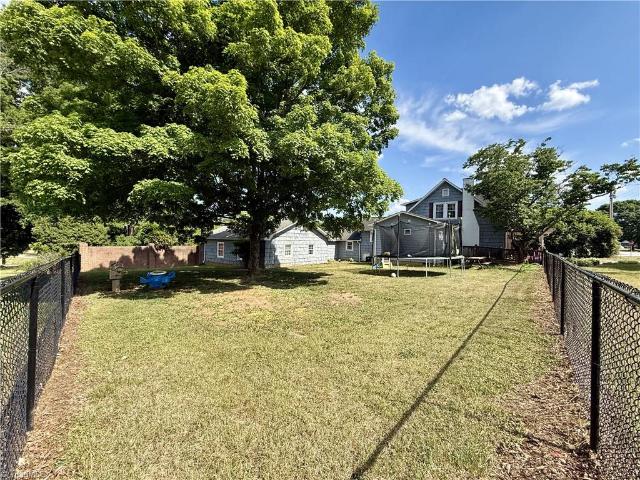 2230 Boone Trail