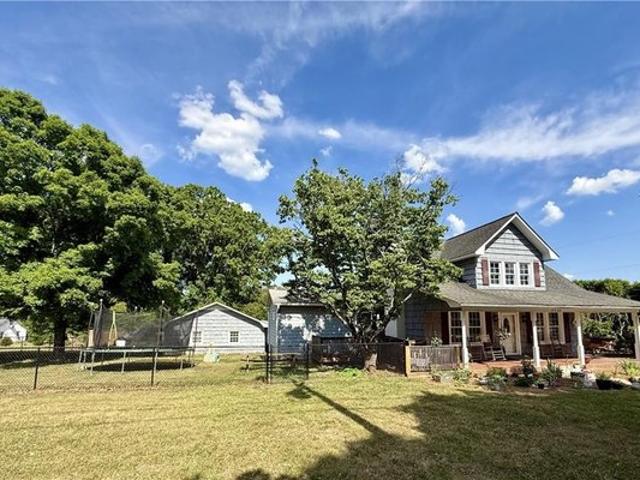 2230 Boone Trl, North Wilkesboro, NC 28659