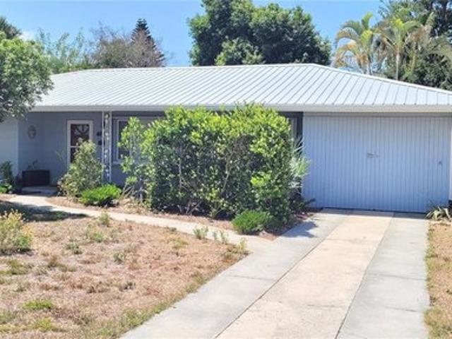 2230 Bougainvillea St, Sarasota, FL 34239