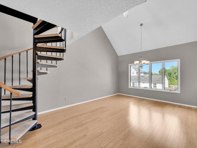 2230 Bridge Avenue Unit 4