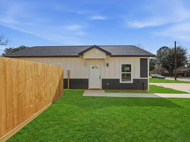 2230 Cable Ave, Beaumont, TX 77703