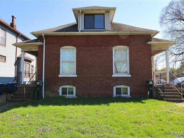 2230 E 24th St, Granite City, IL 62040