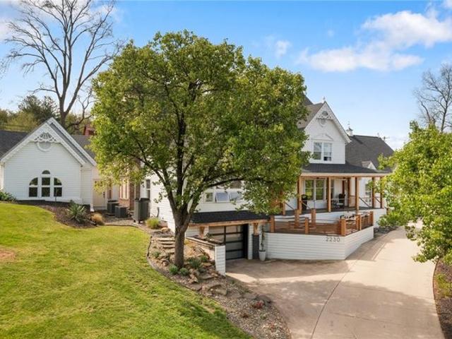 2230 Greenwood Rd, Allentown, PA 18103