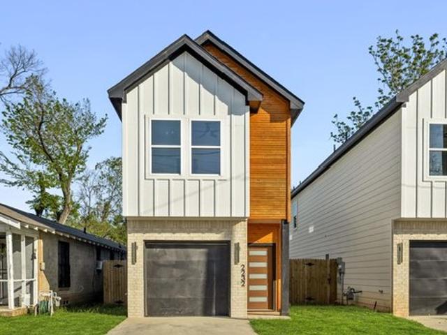 2230 Hooper St, Dallas, TX 75215