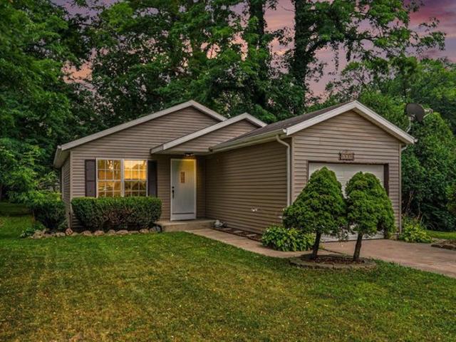 2230 S Meade St, South Bend, IN 46613