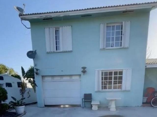22315 SW 115th Ave, Miami, FL 33170