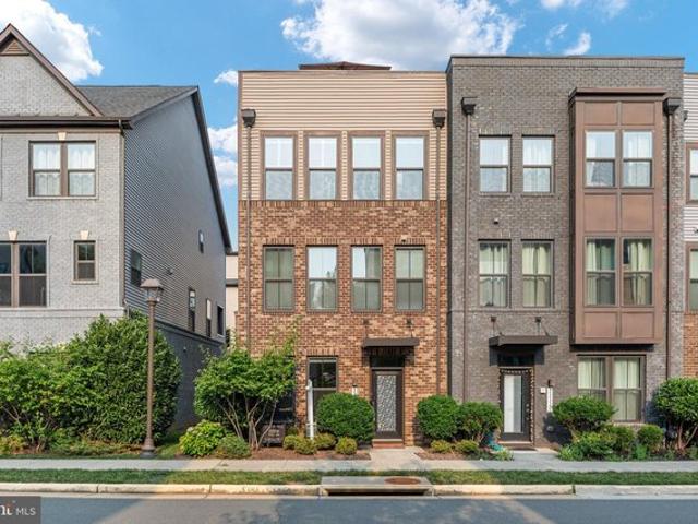 22318 Tees Ter, Ashburn, VA 20148