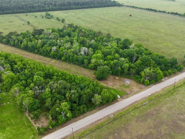 22318 County Road 48, Angleton, TX 77515 | MLS #37687 | Compass