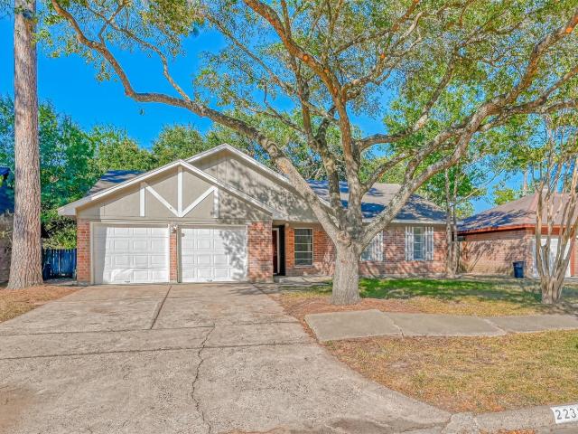 22318 Meadowgate Dr, Spring, TX 77373 | MLS #81929