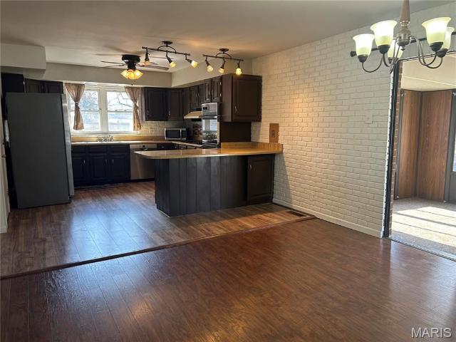2231 Rosegarden Drive, St Louis, US, MO