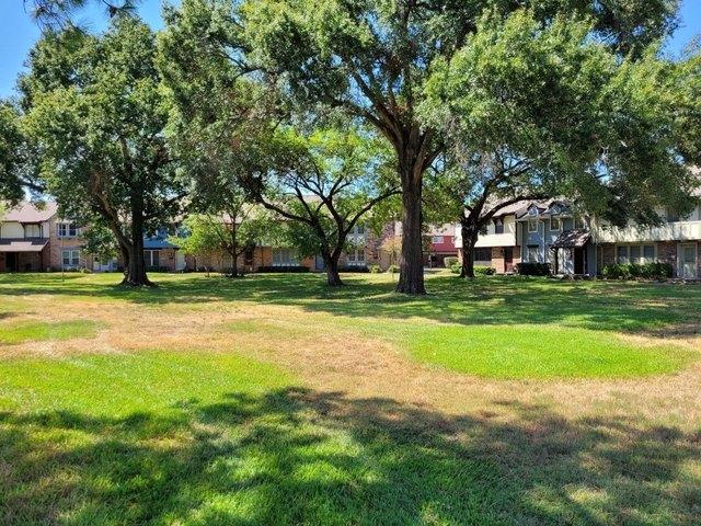 2231 Triway Ln Unit 266, Houston, TX 77043