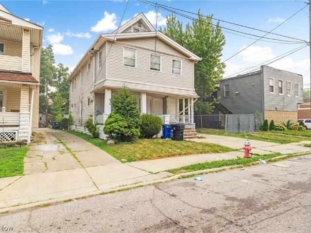 2231 W 105th Street